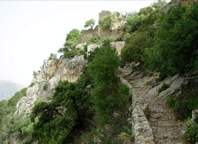 Mallorca Party: Castell de Alaró en Mallorca