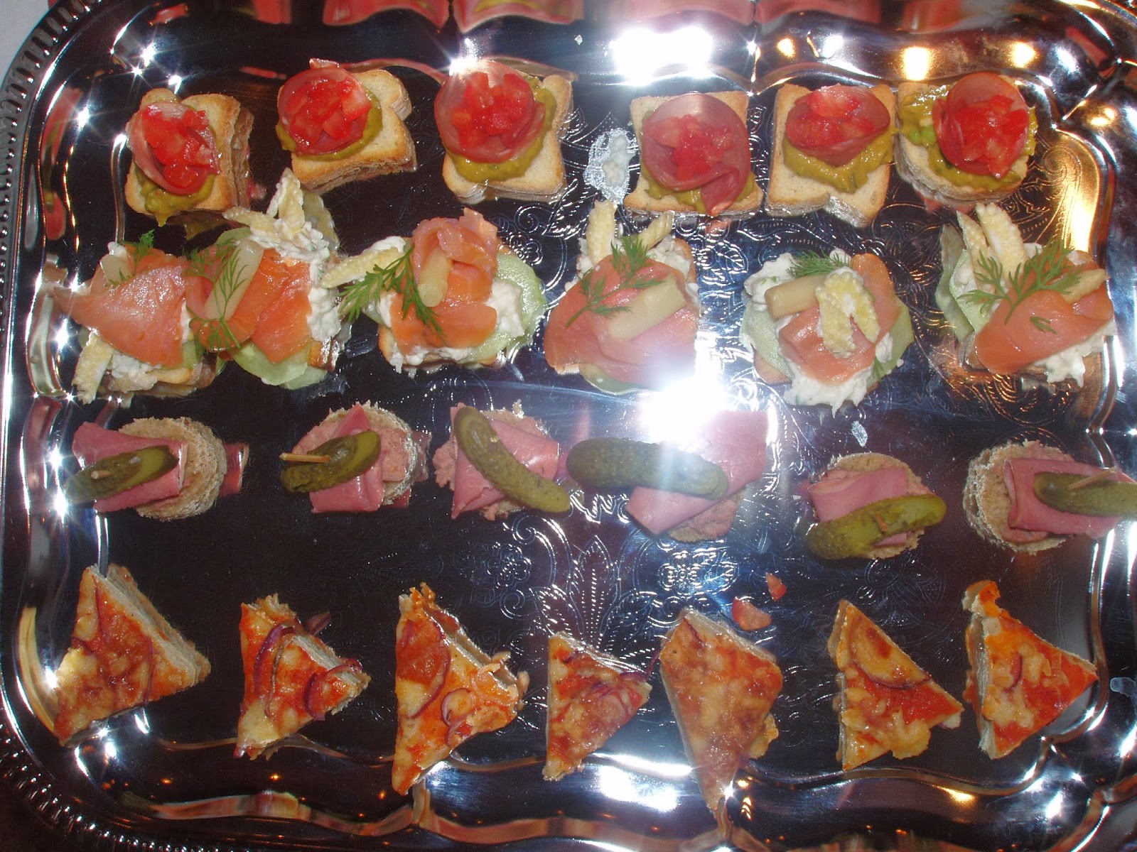 Serviceassistent: Canapeer