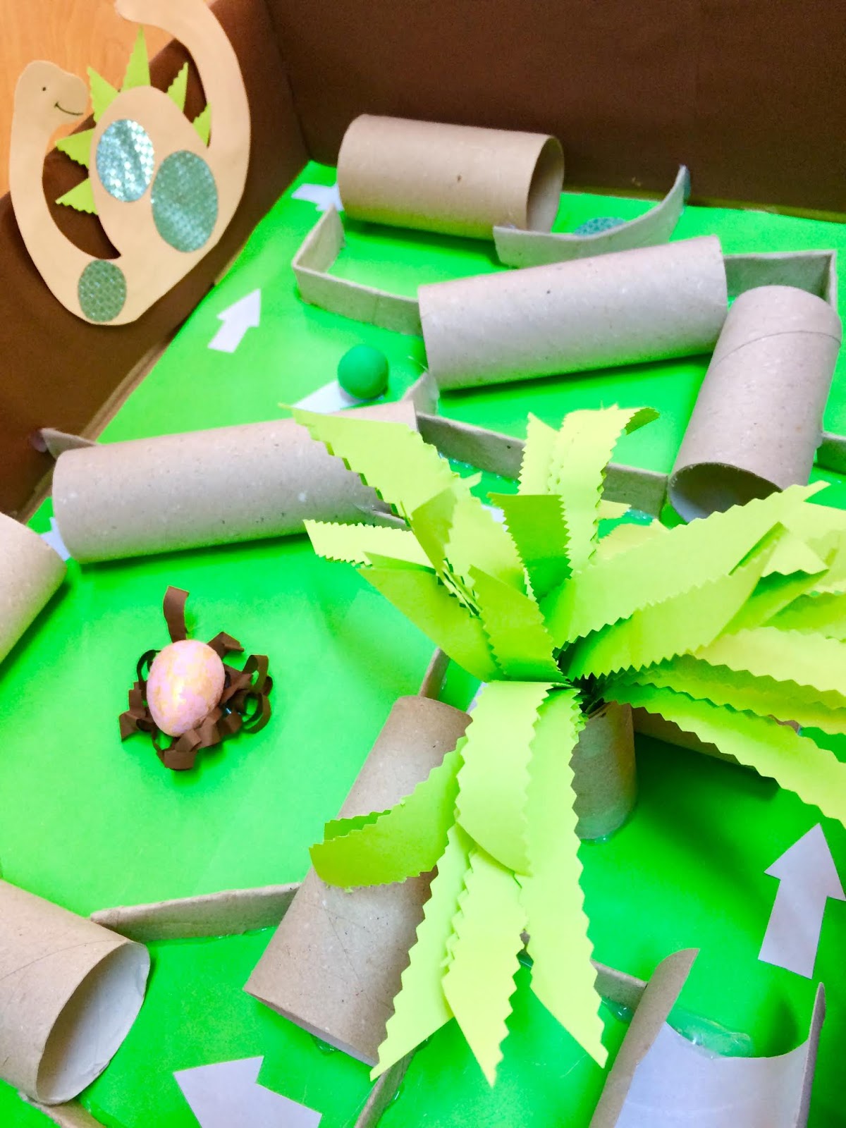 Joc din materiale reciclabile: „Prin Cretacic” - Materiale didactice de ...