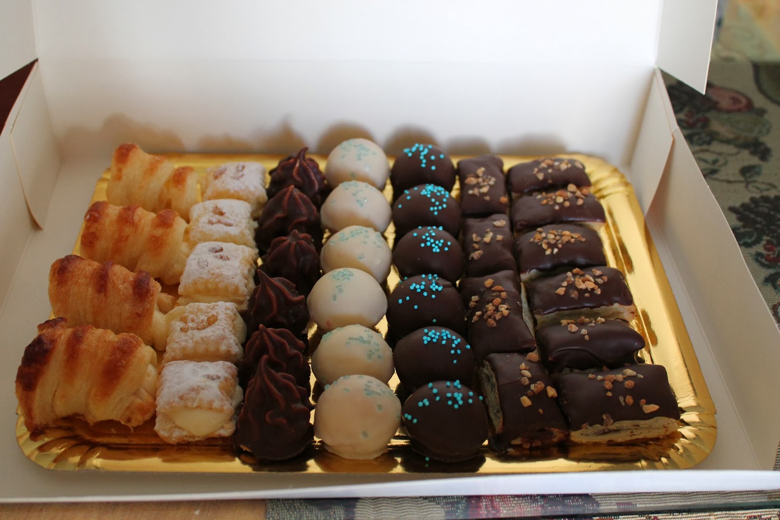 AZUCAR Y PASION: PASTELES SURTIDOS