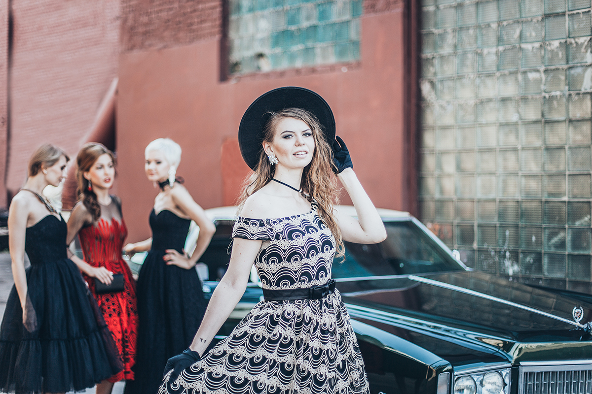 Ninelly: Russian bloggers project