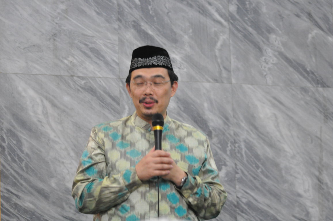 Asy Syaakiriin Interaktif Bersama M. Syafi'i Antonio dan M. Anwar Sani