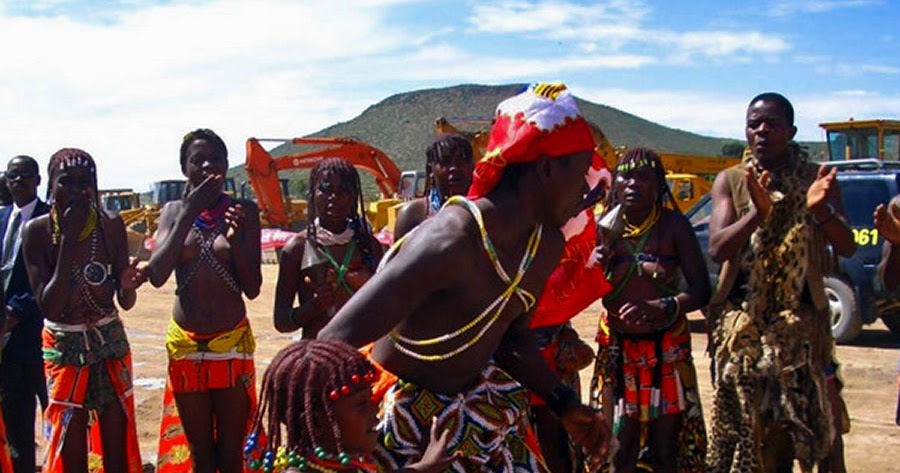 Afro Africa: Os Mbundus ou Ambundus - Angola