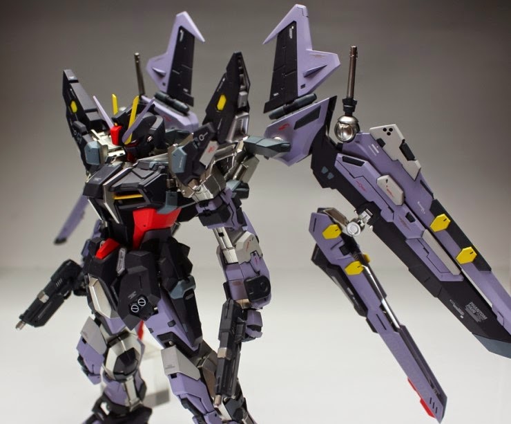 Gundam Strike Noir Custom