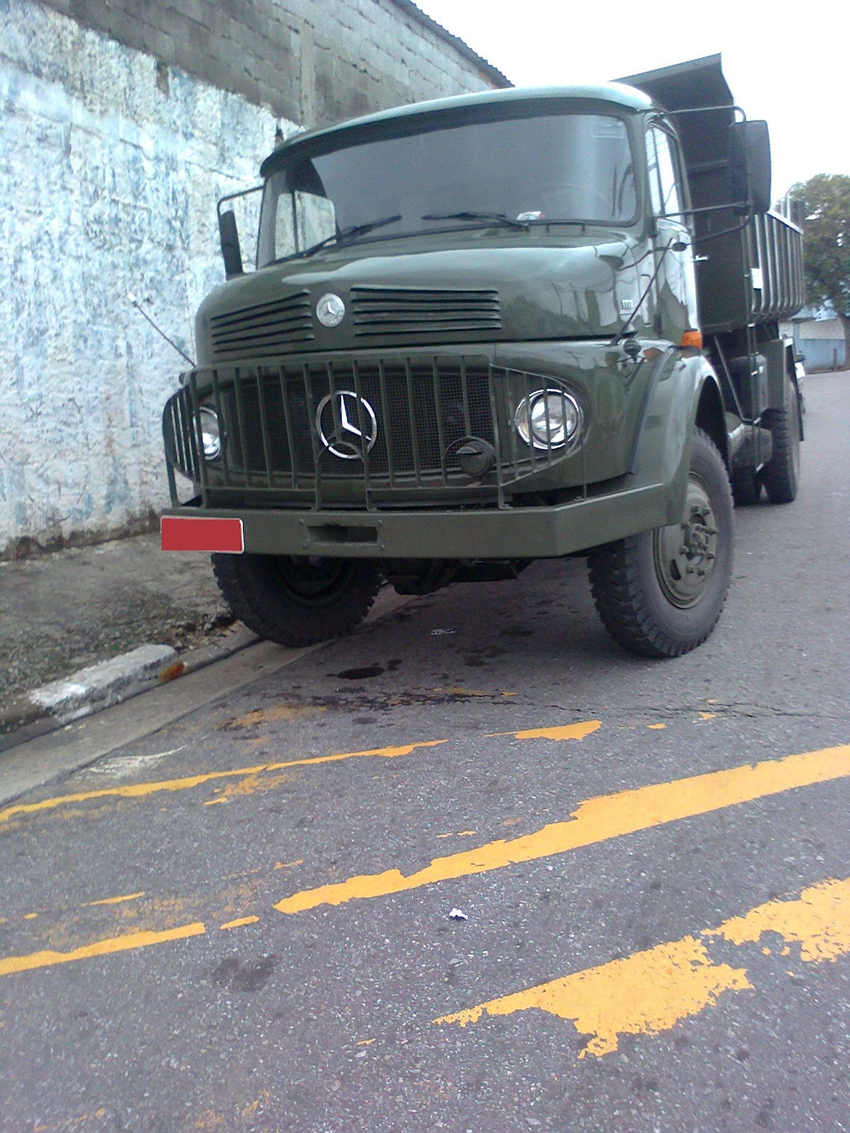 Blog dos Caminhões Ônibus,Tratores e Máquinas: Caminhão Mercedes Benz ...