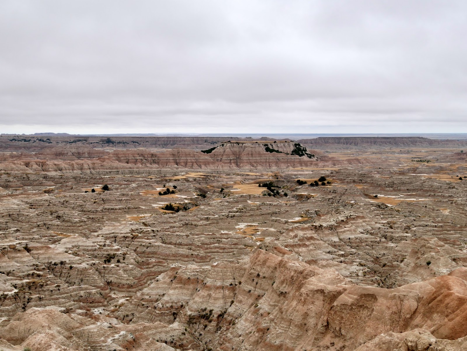 American Travel Journal: Sage Creek Rim Road - Badlands National Park