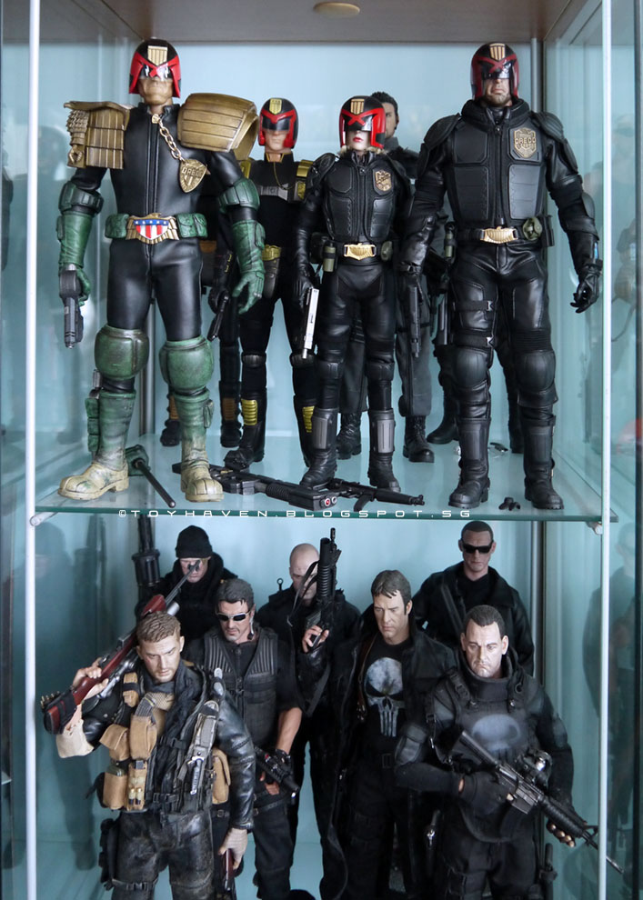 toyhaven: Comparison pictures of ThreeA 2000AD Judge Dredd figure with ...