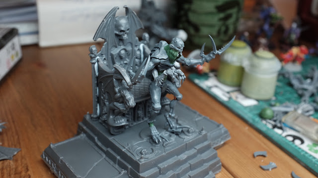 Modern Synthesist: Genestealer Patriarch Conversion - MonsterMarch Week 4