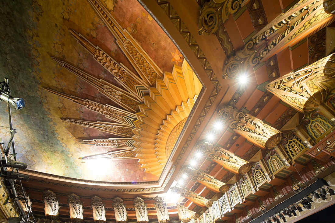 Los Angeles Theatres: Wiltern Theatre: auditorium