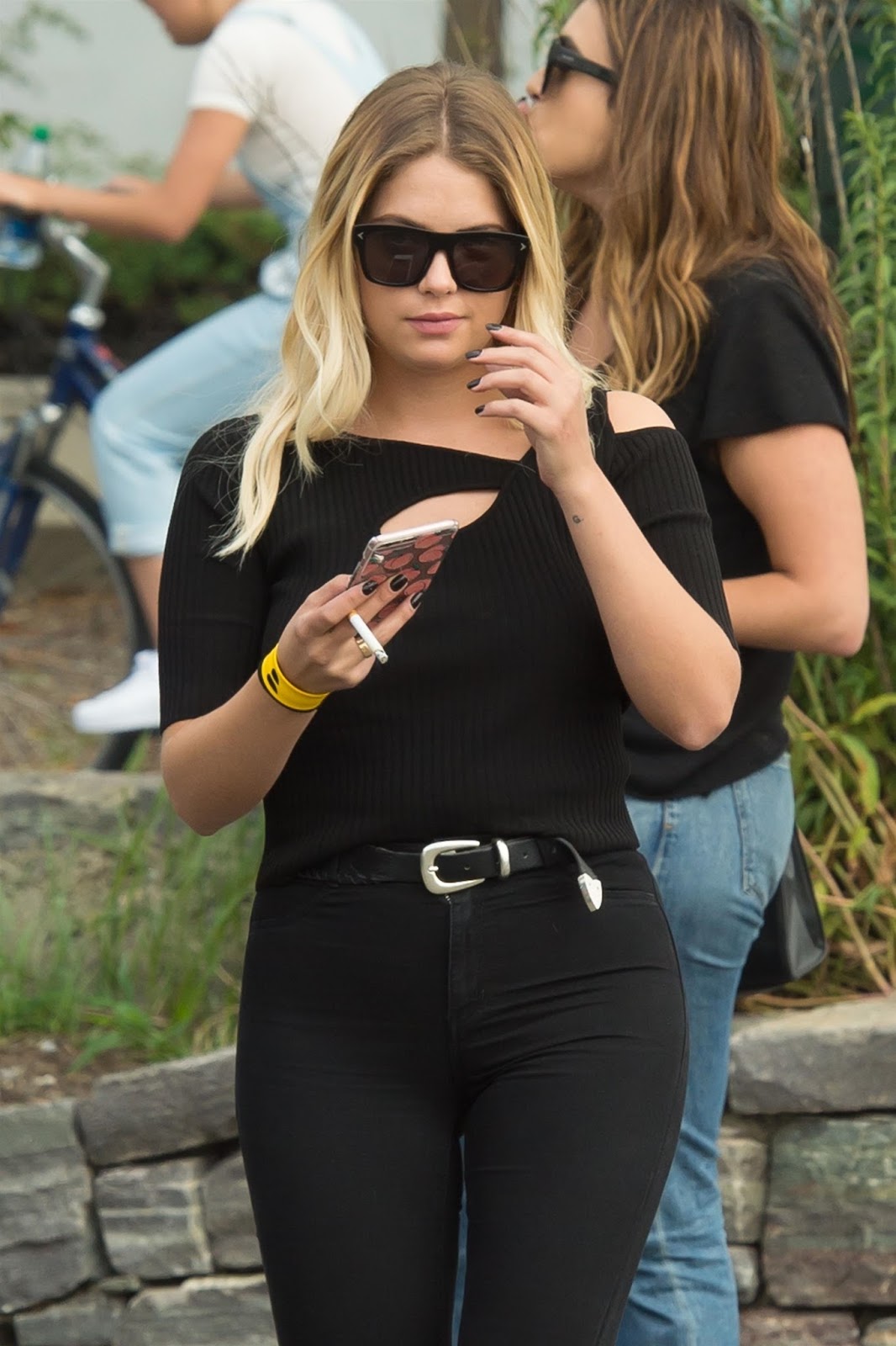 Ashley Benson || Smokes a cigarette at the heliport in NYC | July 31 ...