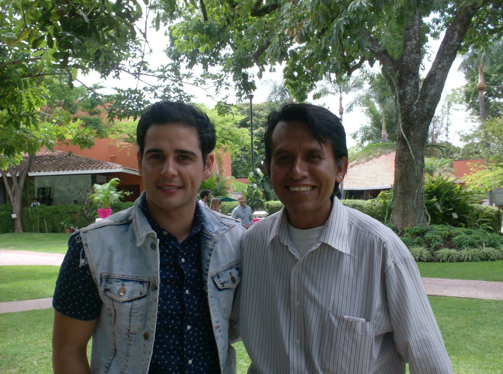 Antonio Morquecho: ANTONIO MORQUECHO CON ACTORES DE LA TELENOVELA ...