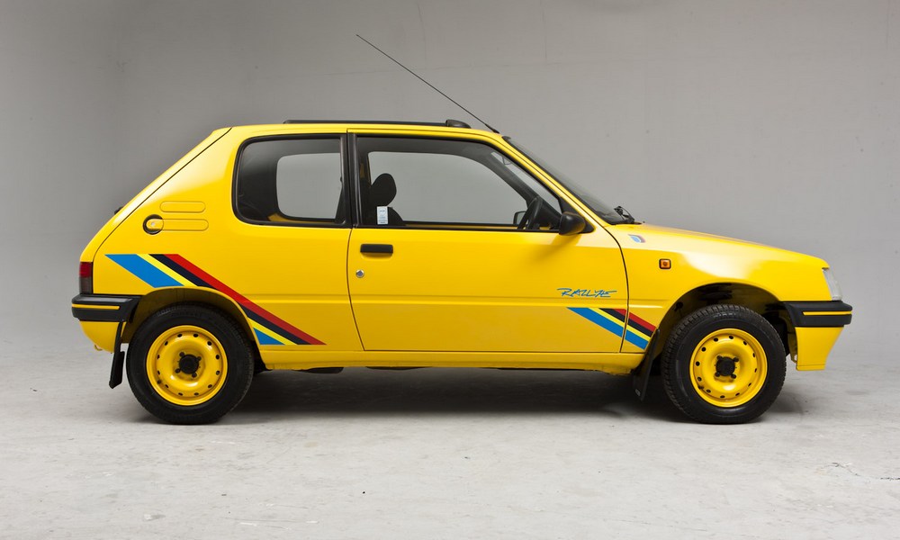 Moto Luvr: Peugeot 205 and 106 rallye