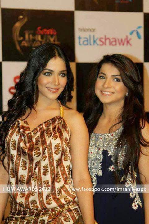 Pakistani Celebrities Who Are Twins Sisters - Unseen Pictures - Fashion ...