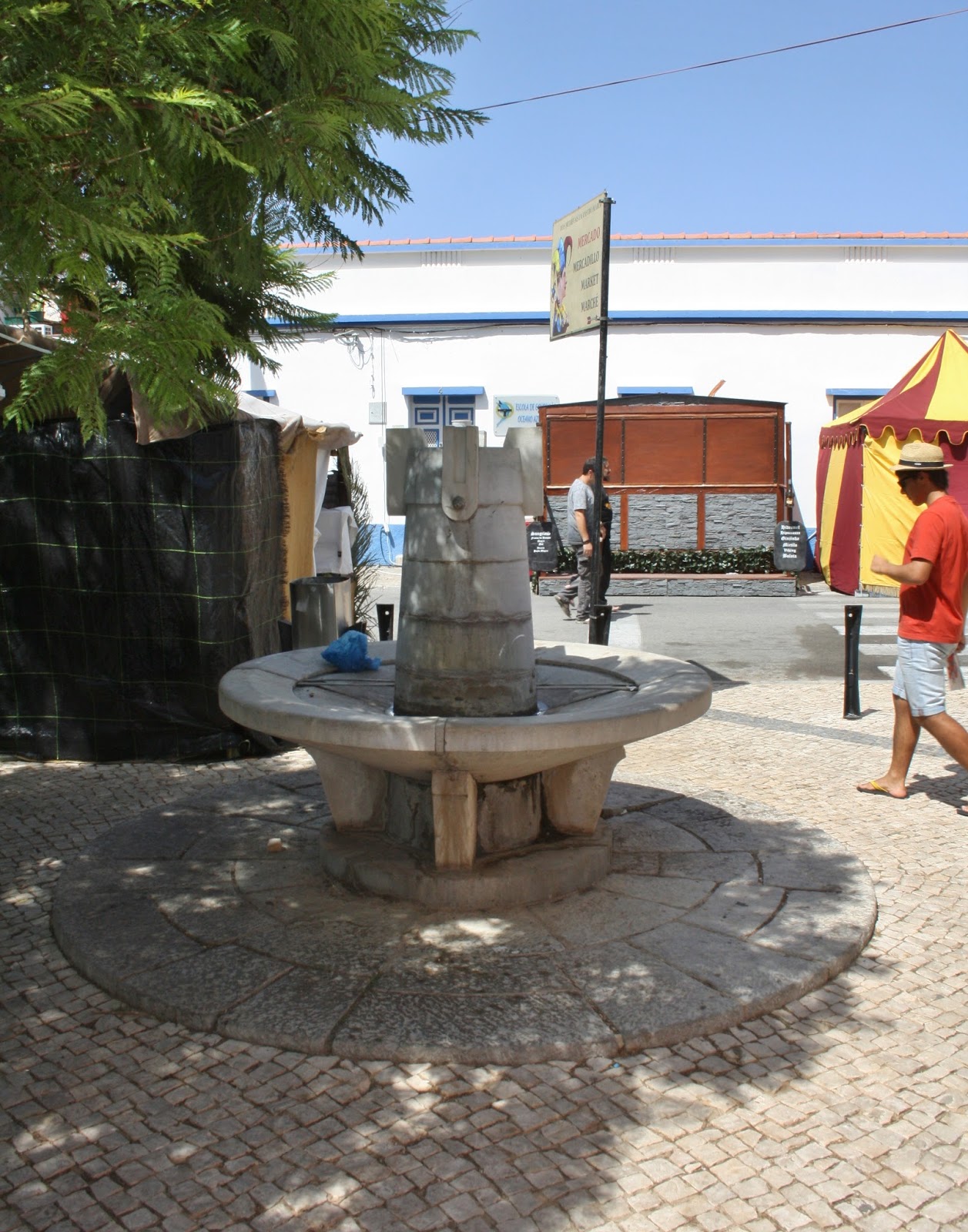 Viajar e descobrir: Portugal - Castro Marim - Fontanário do mercado ...