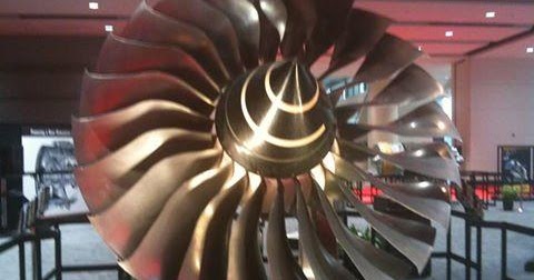 Mechanical Engineering: Aircraft engine blade assembly!!!