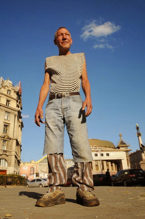 Photojungel: Dressed Homeless