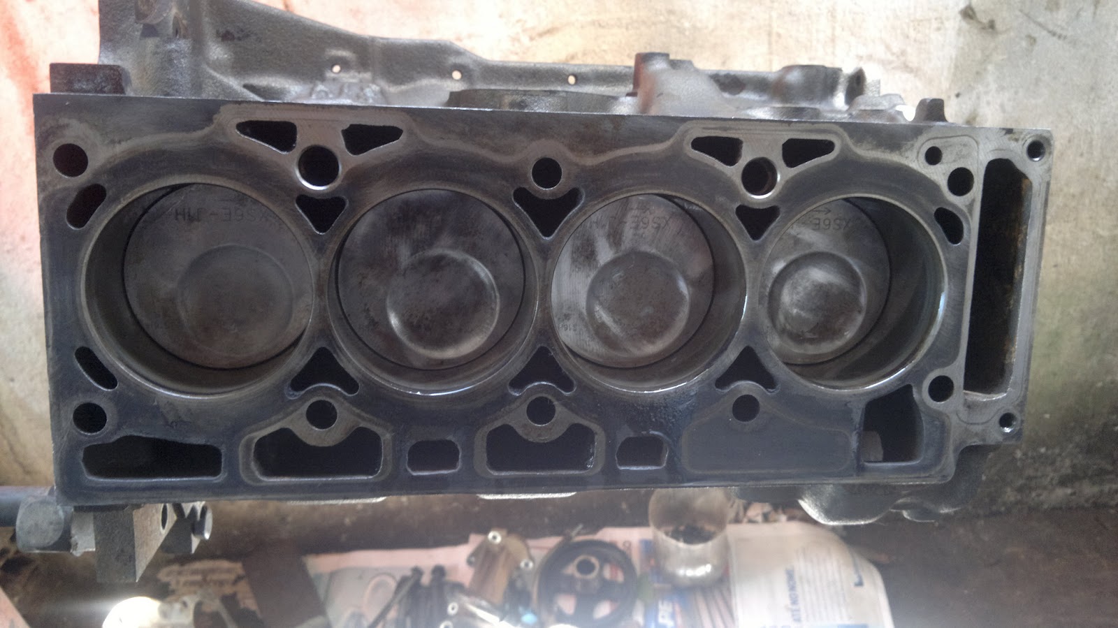 MJ Mecânica Inovada.: Montagem do motor Zetec rocam da Ford passo a passo!