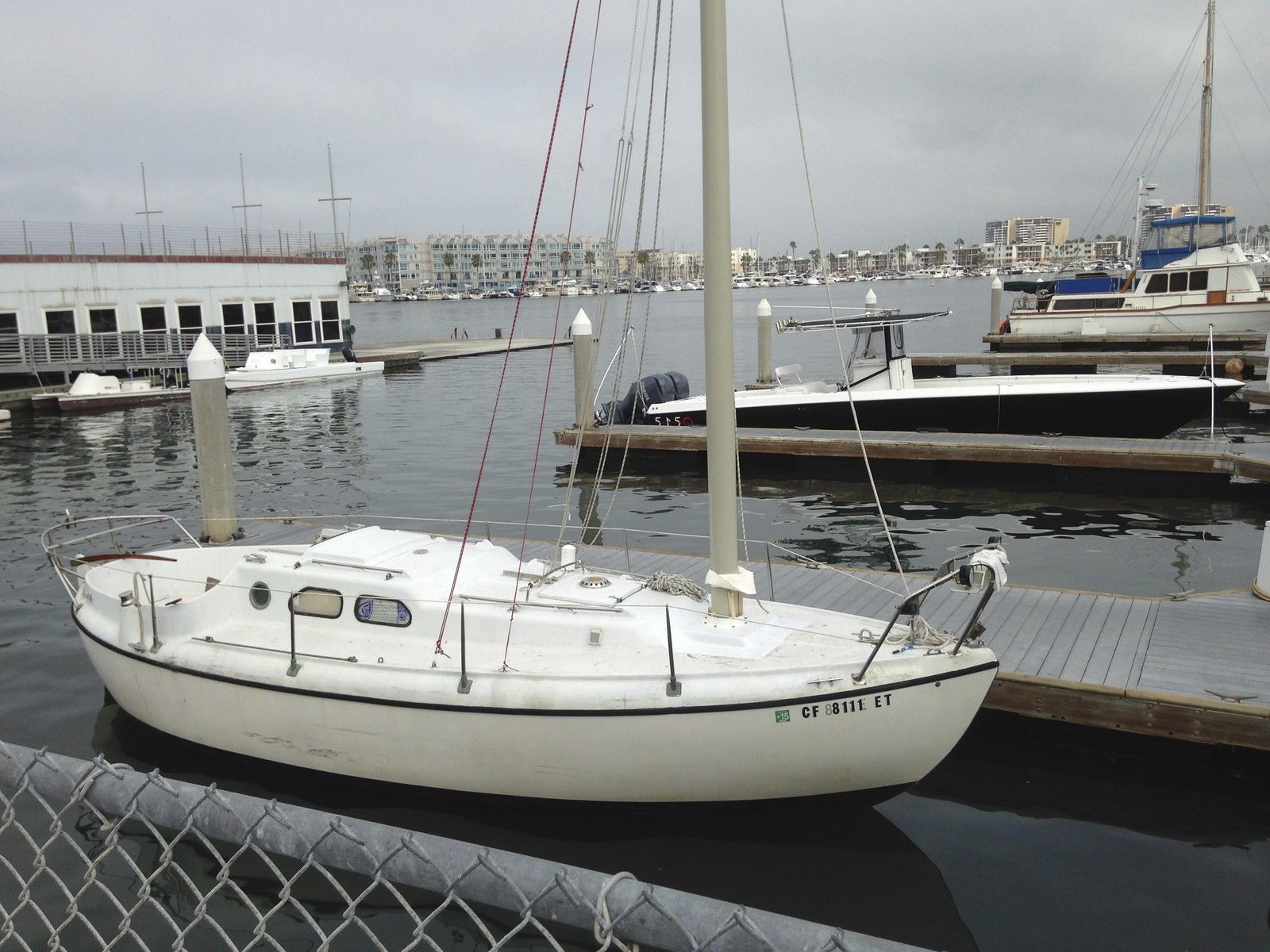 VolksCruiser: a neat little junk rig cruiser...