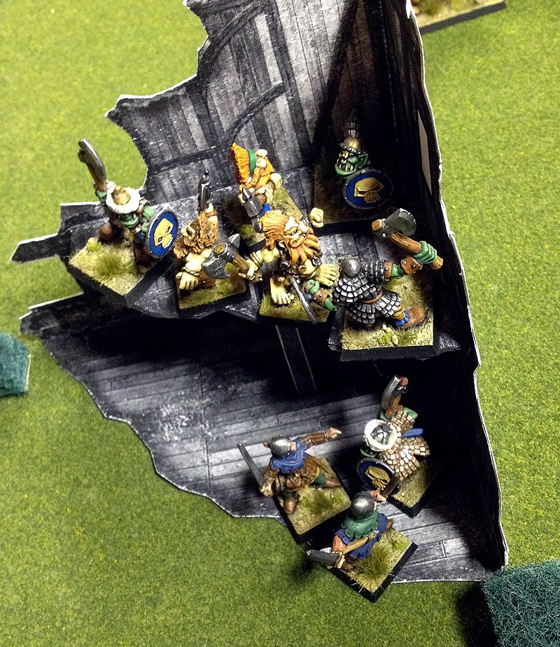 Blue's Marauding Miniatures: Warhammer Skirmish Homebrew fun game