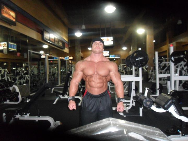 the beauty of male muscle: Aaron