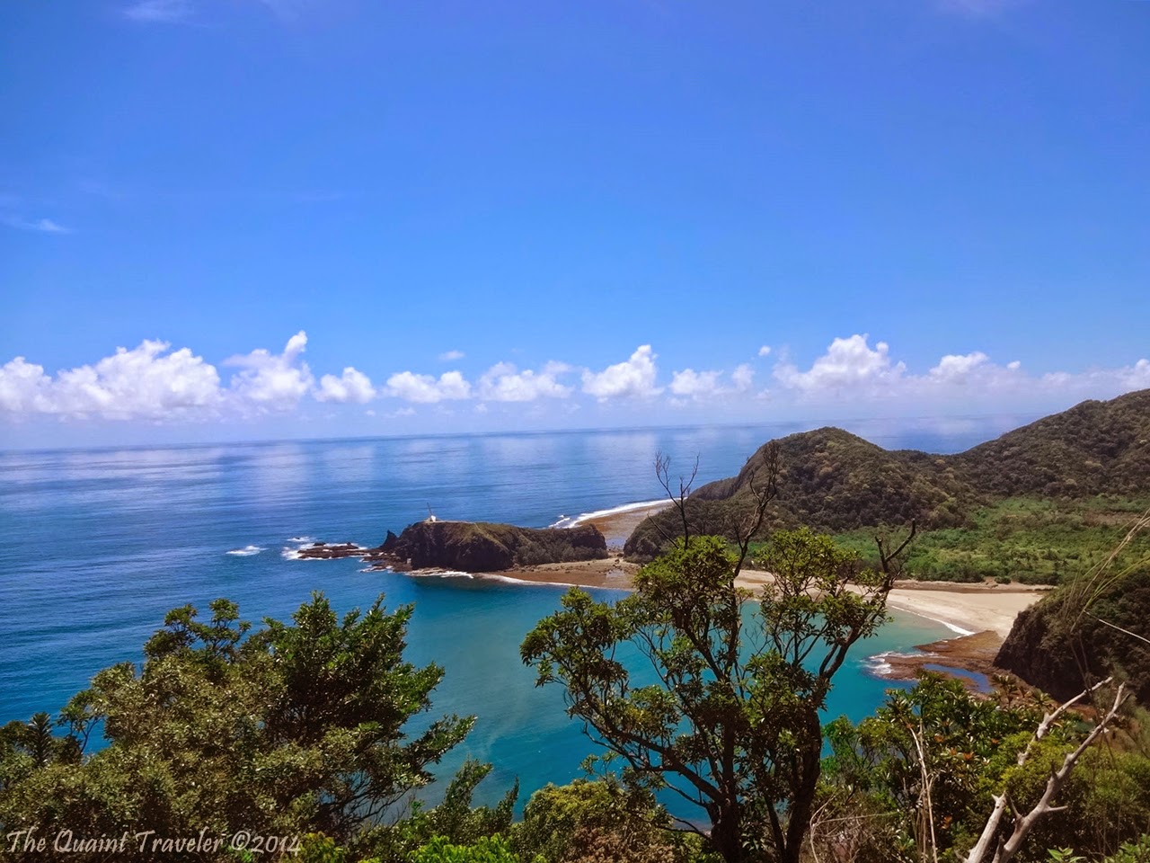 The Quaint Traveler: Baler Lighthouse & Dicasalarin Cove, Baler, Aurora