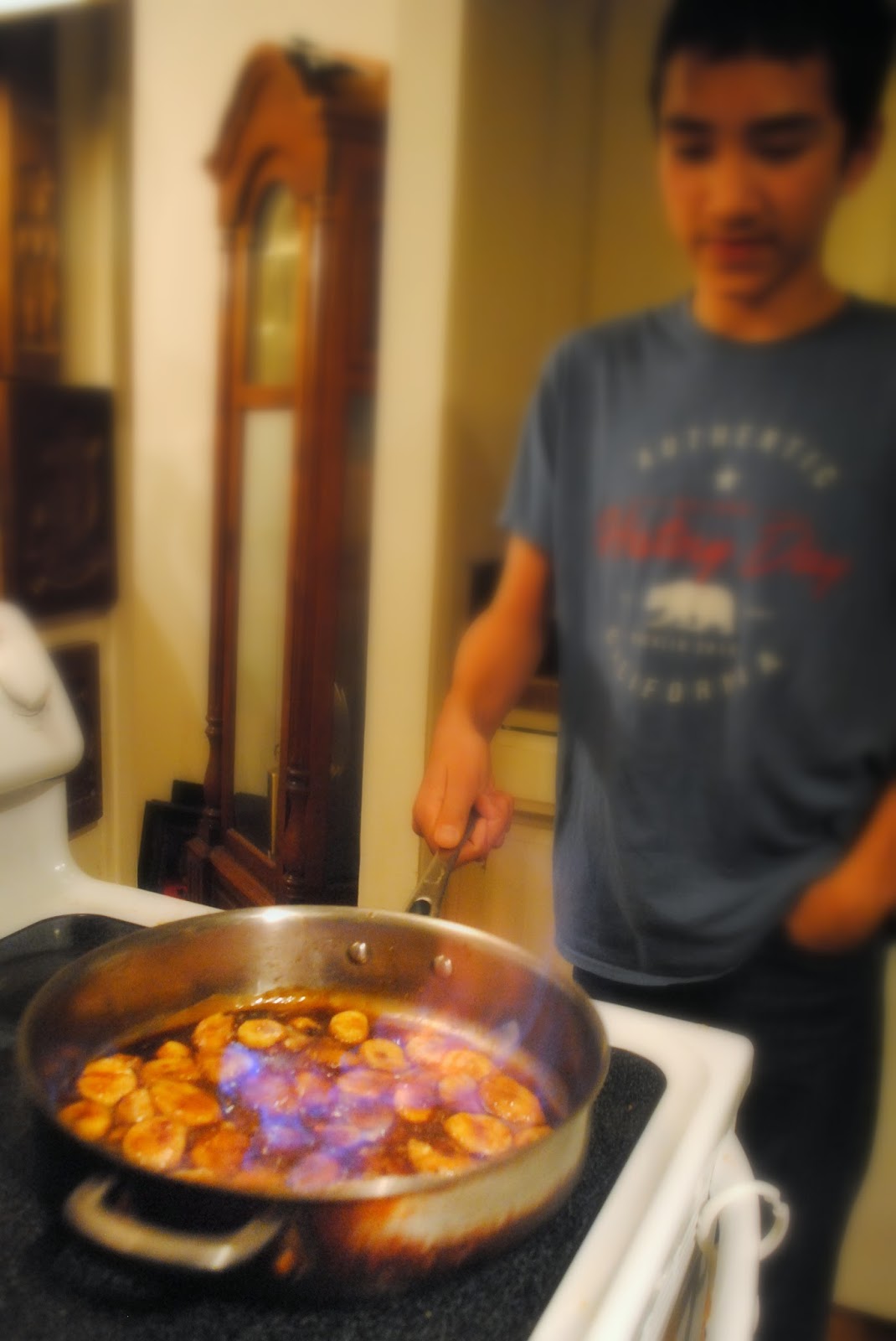 #13CajunBites: Flambéed Bananas