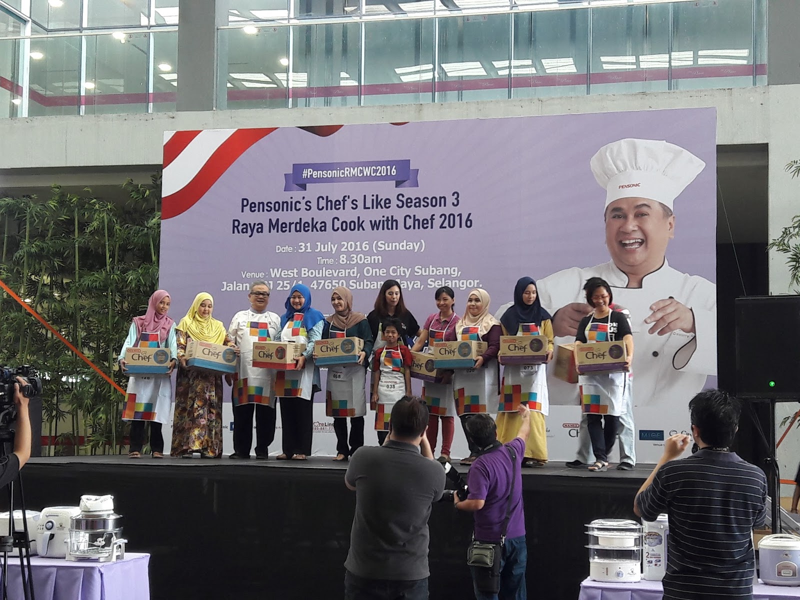 My Blogs: Pensonic's Chef's Like “Raya-Merdeka Cook With Chef” Season 3