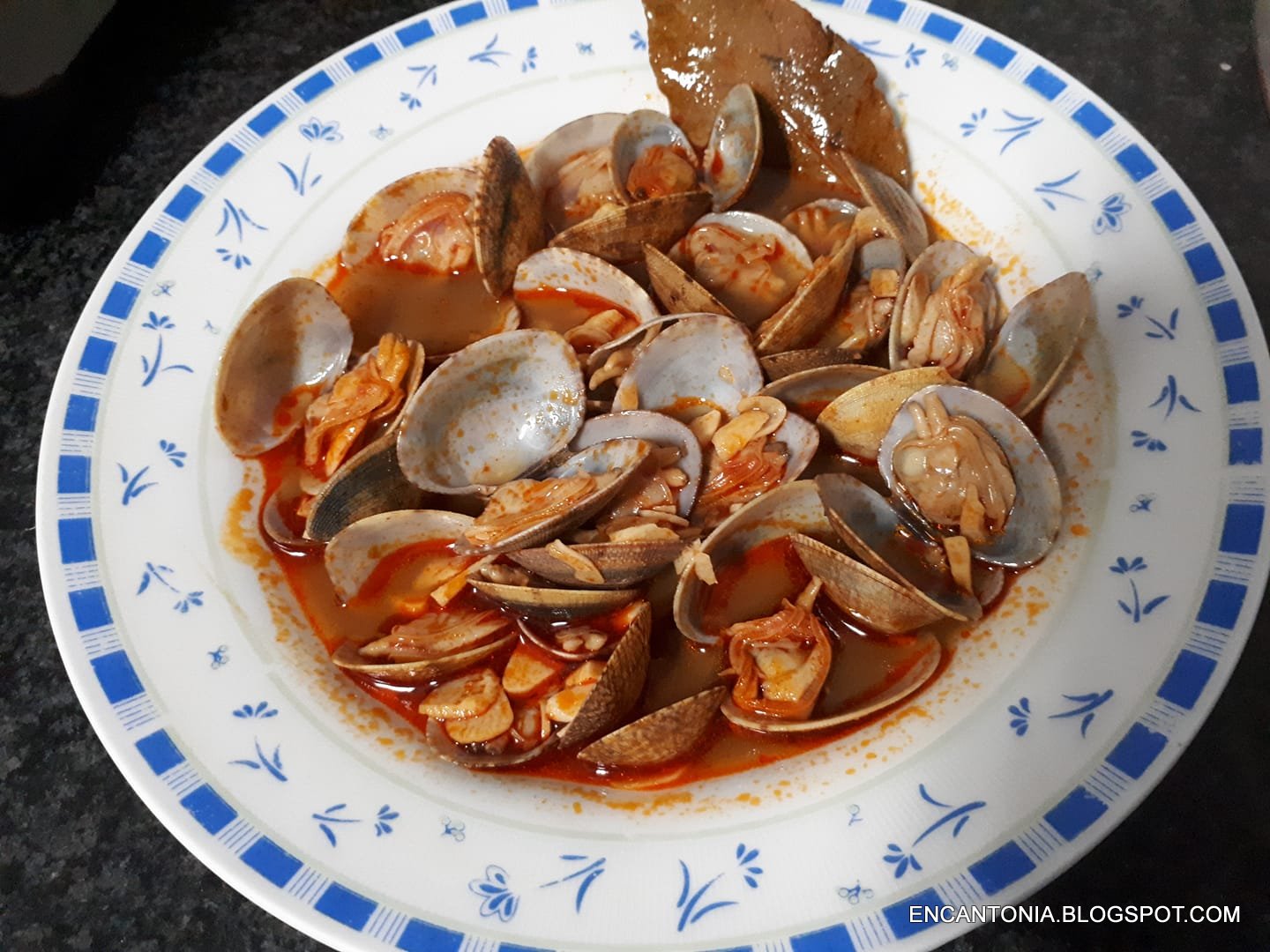 ENCANTONIA: ALMEJAS DE PUERTO REAL A LA MARINERA