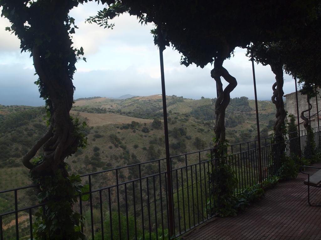 SOM DE PÍCNIC: Zona de pícnic La Font Vella, El Lloar, Priorat