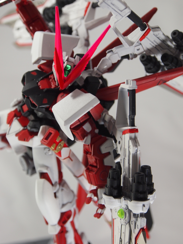 GUNDAM GUY: HG 1/144 Astray Red Dragon - Customized Build