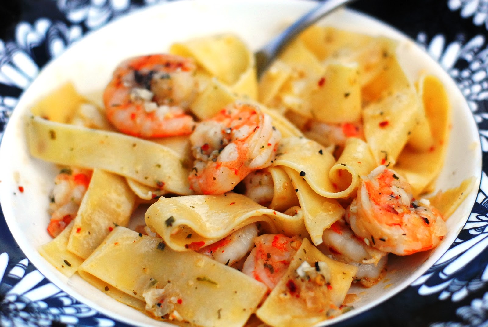 Cooking With Wine (In A Fishbowl-Sized Glass): Shrimp Scampi, Y'all
