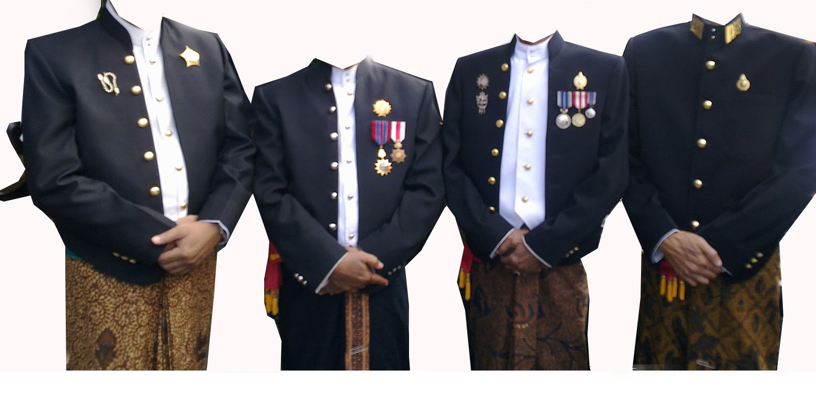 MACAM-MACAM PRODUK BUSANA ADAT JAWA KARATON SOERAKARTA berdasar gelar ...