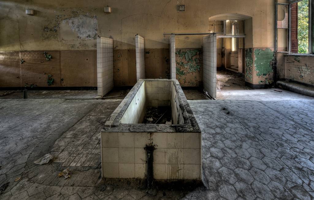Hitler’s Hospital: The Eerie Remains of Beelitz Sanatorium ~ Kuriositas