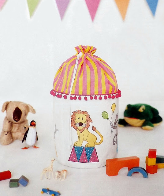 SewforSoul: 'Big Top' Applique Circus Bag