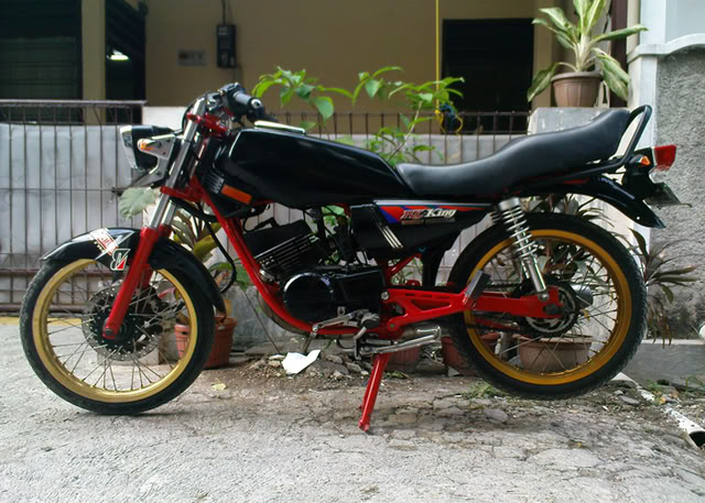 Teknologi Terkini: Udate Modifikasi Motor RX King Warna Hitam