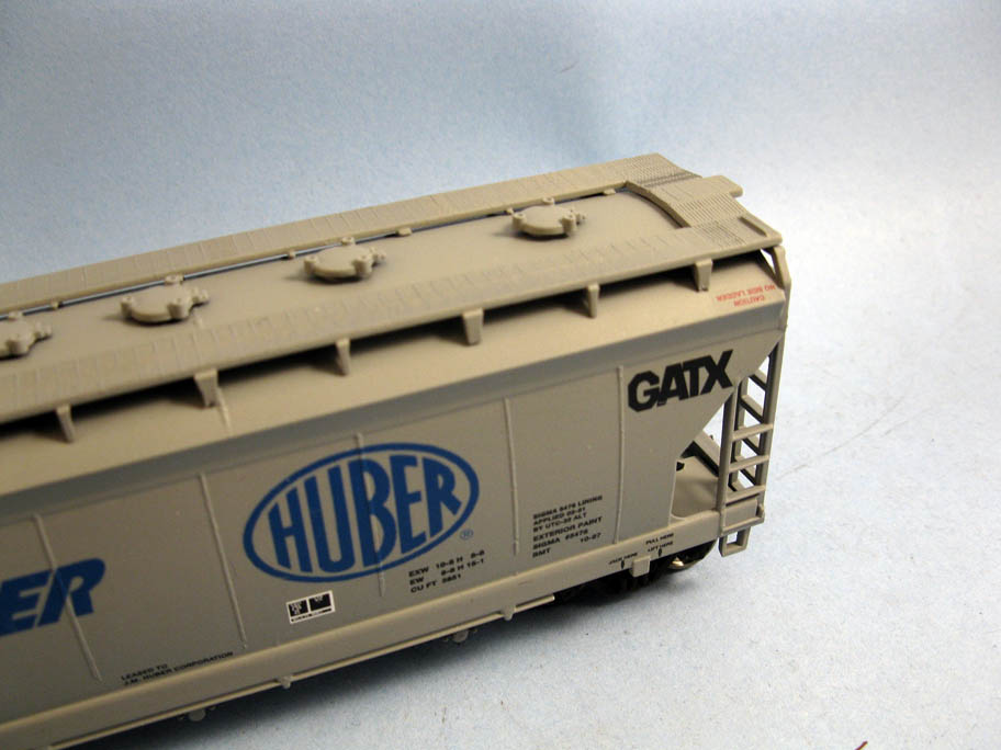Hedley Junction: JM Huber GATX Covered Hopper