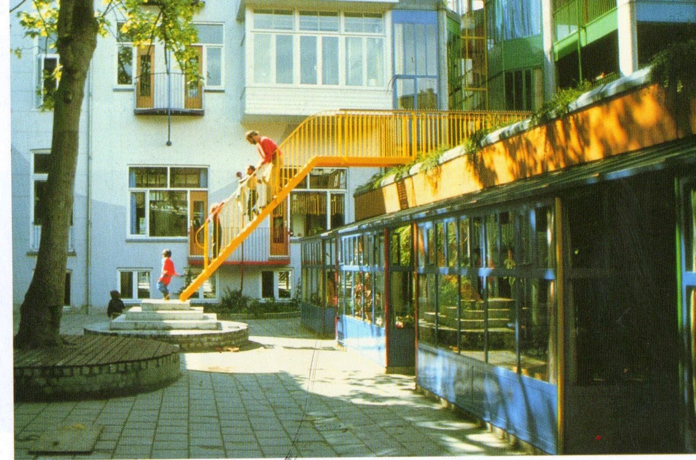 Historia de la Arquitectura Moderna: Casa Hubertus. Amsterdam, Holanda ...