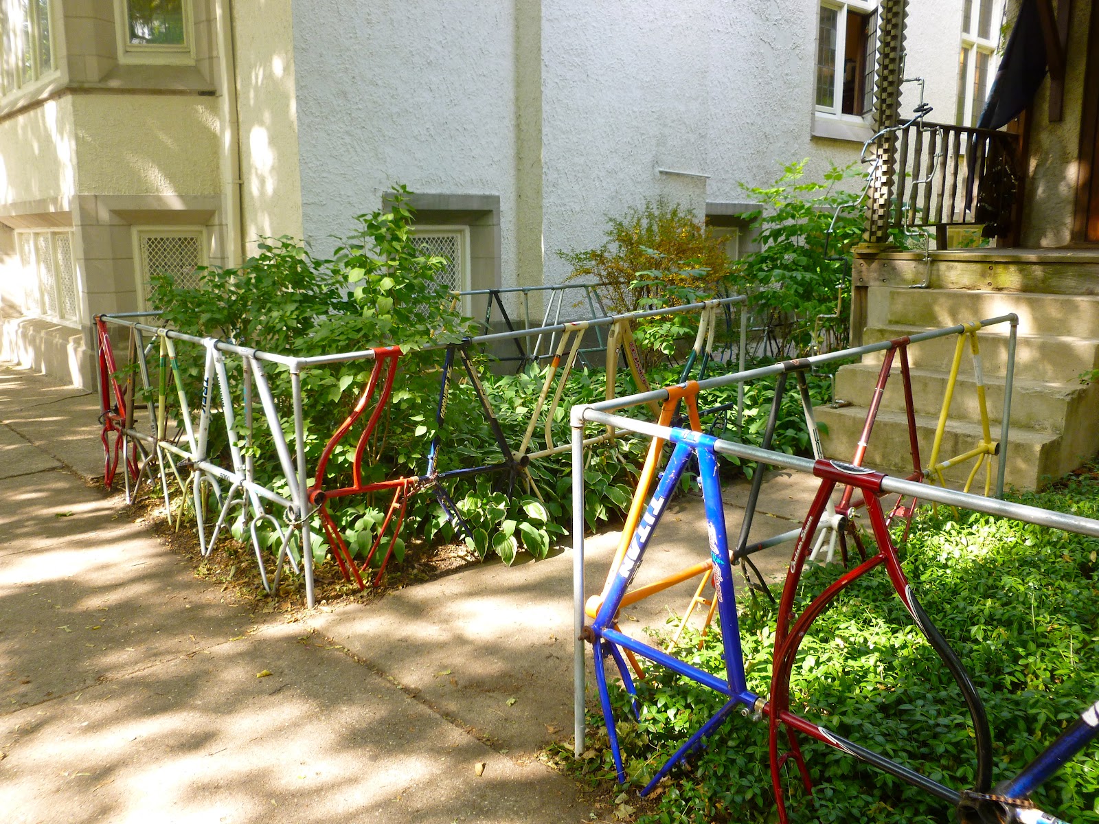Repurpose: Bike-frame fencing... | the ReFab Diaries