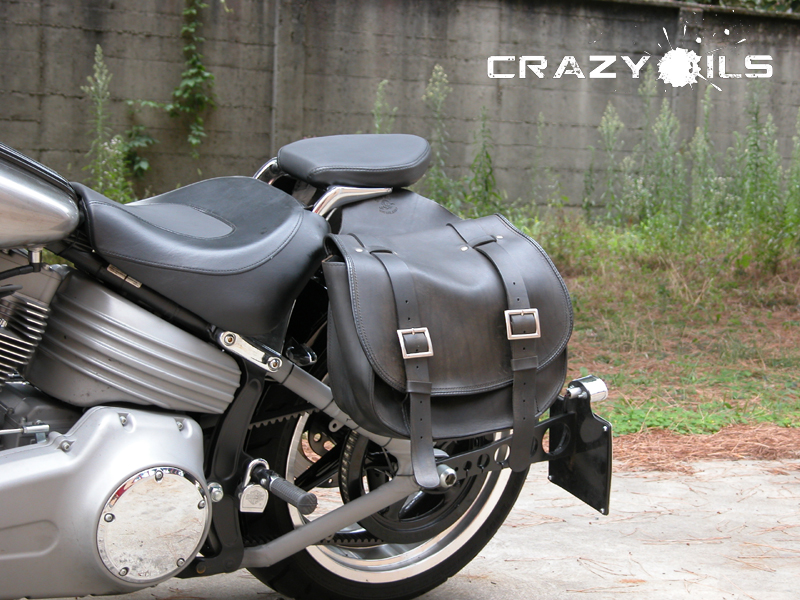 CRAZYOILS: FXCW ROCKER SADDLE BAGS