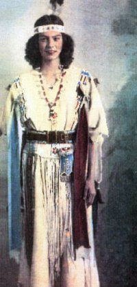 Native American Indian Pictures: Historic Pictures of Comanche Indian Women