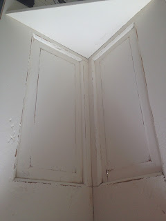 DIY Why Spend More: Another door turned corner shelf