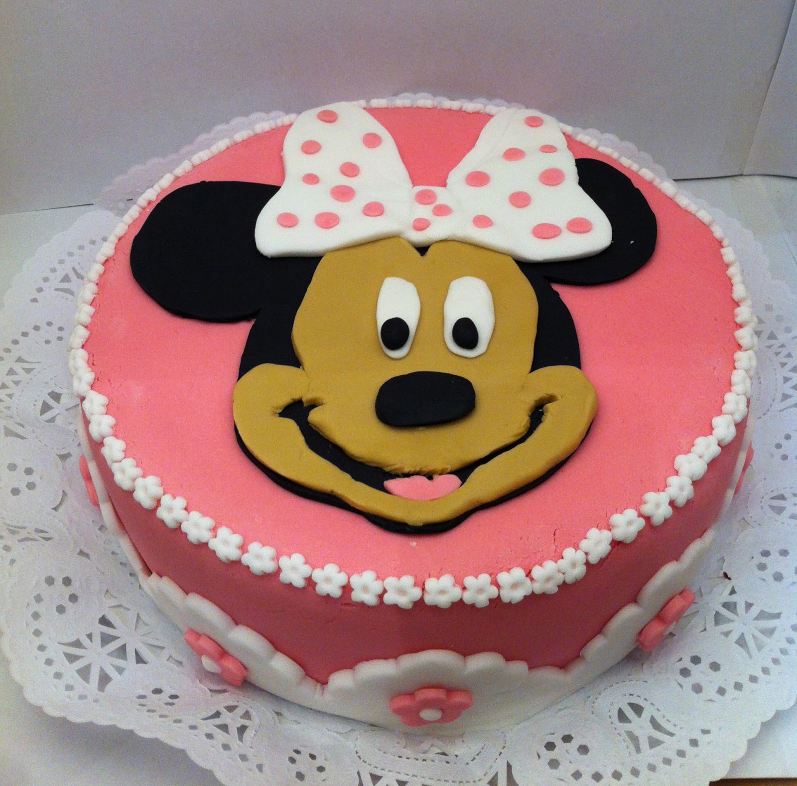 el rincón dulce de eli: PASTEL MINNIE 2