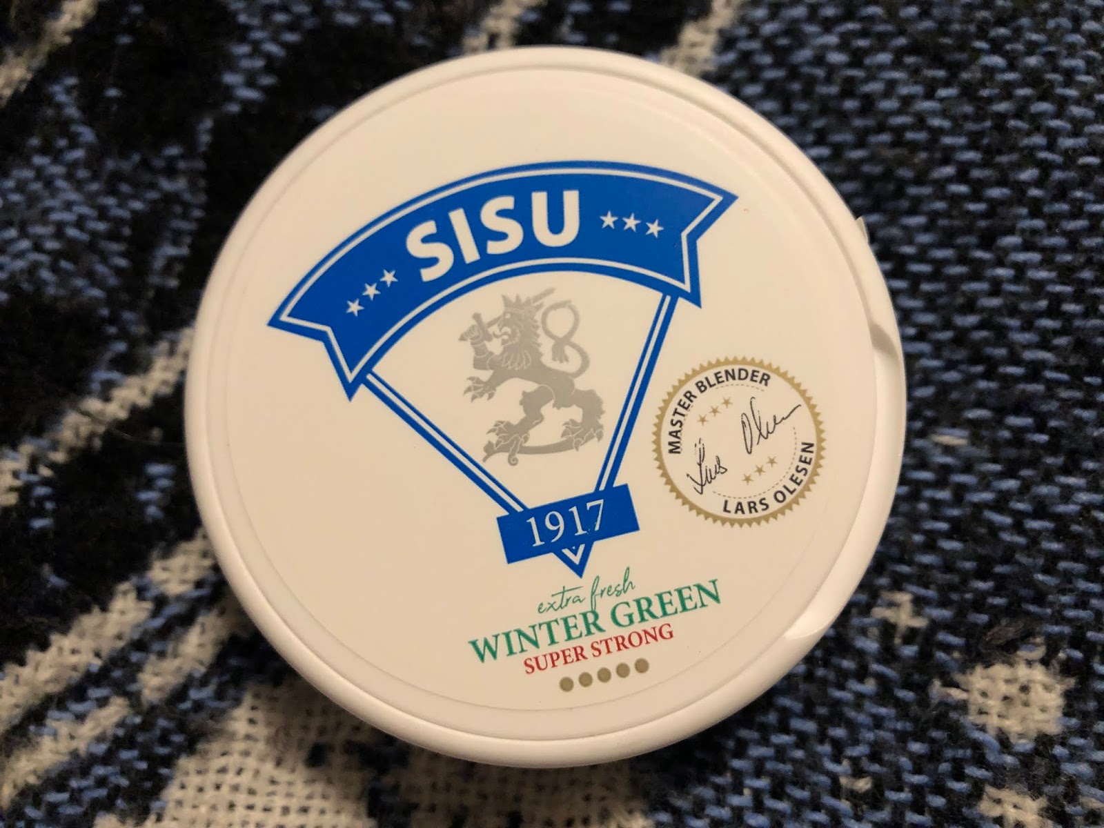 Snubie.com: SISU: Wintergreen (Super Strong) White Dry - Review. 28 ...