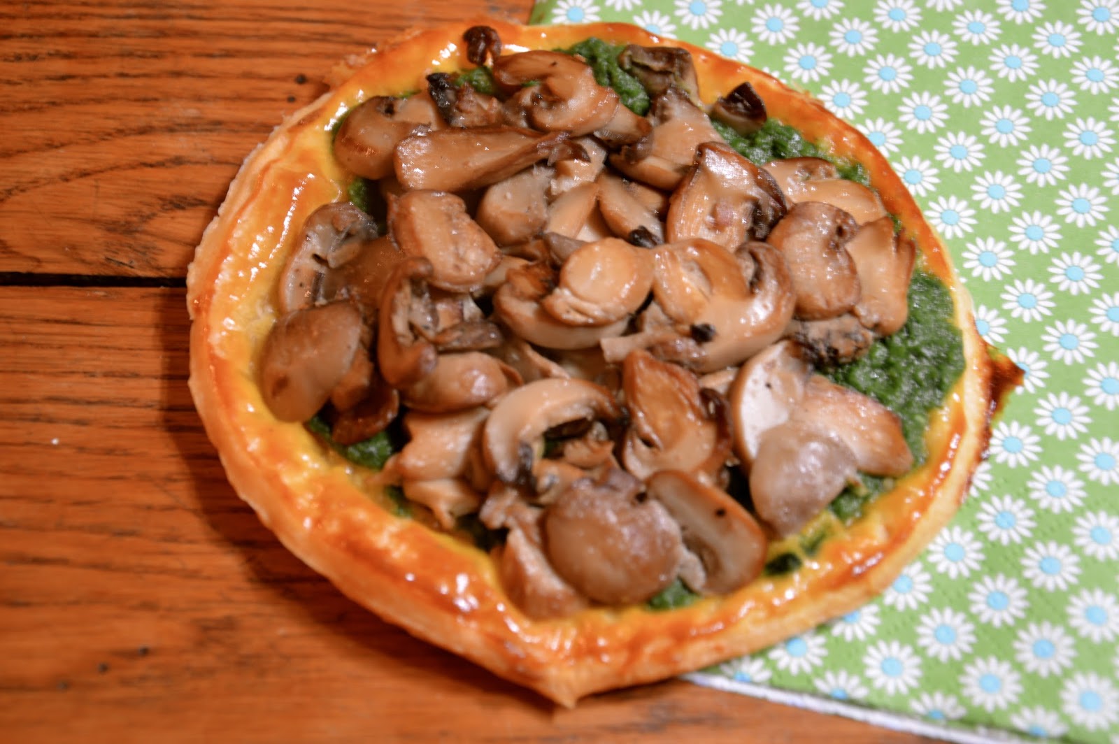 Tarte fine aux champignons et réduction de persil | Lorni te gave.. de ...