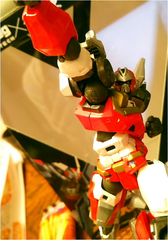 五字頭耗子的玩具觀察: 千值練Vulcanlog機器勇士倍功夫