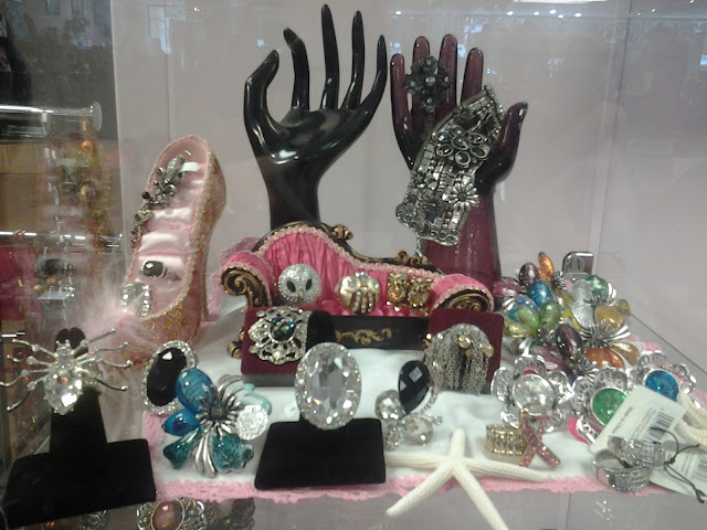 Embellish: Pretty Things That Go Bling!