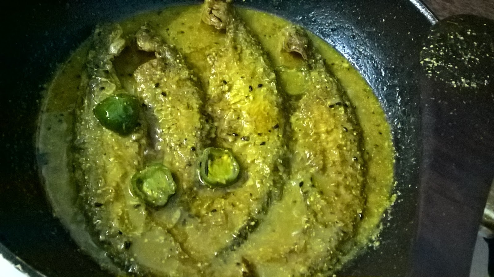 Bethica's Kitchen Flavours: Pabda Maach'er Shorshe Jhaal ( Fish in ...
