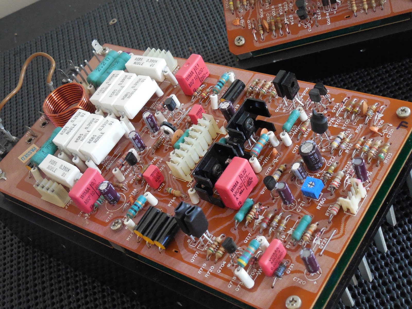 Vintage Hi-Fi Audio Restorations: Webb's Rare Production Marantz 2500 ...