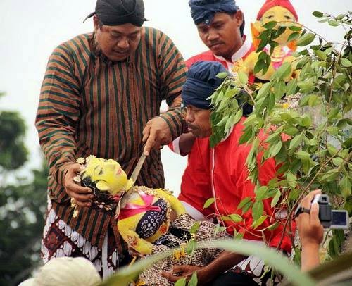 Saparan Bekakak di Gamping, Sleman, Yogyakarta - SEJARAH, CERITA ...