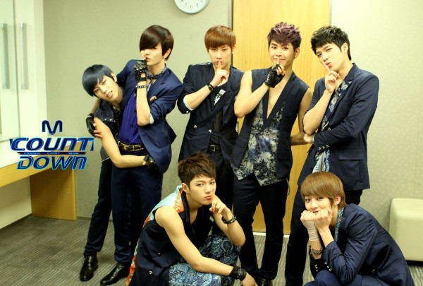 World of K-Pop: INFINITE Live Comeback Stage and Interviews